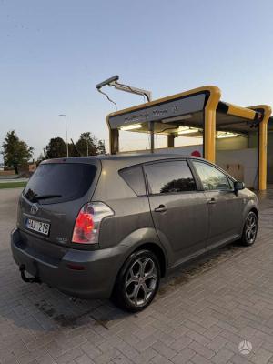 Pelēks Toyota Corolla Verso 2005 Tauragė, ar dzinēja tilpumu 2.00 L un nobraukumu 260 tūkst. km par 1680 €, foto 9 vietnē AUTOMOTO.COM.LV