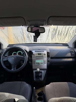Pelēks Toyota Corolla Verso 2005 Tauragė, ar dzinēja tilpumu 2.00 L un nobraukumu 260 tūkst. km par 1680 €, foto 11 vietnē AUTOMOTO.COM.LV