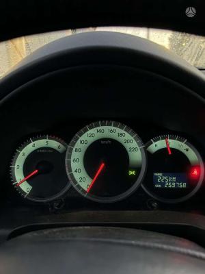 Pelēks Toyota Corolla Verso 2005 Tauragė, ar dzinēja tilpumu 2.00 L un nobraukumu 260 tūkst. km par 1680 €, foto 12 vietnē AUTOMOTO.COM.LV