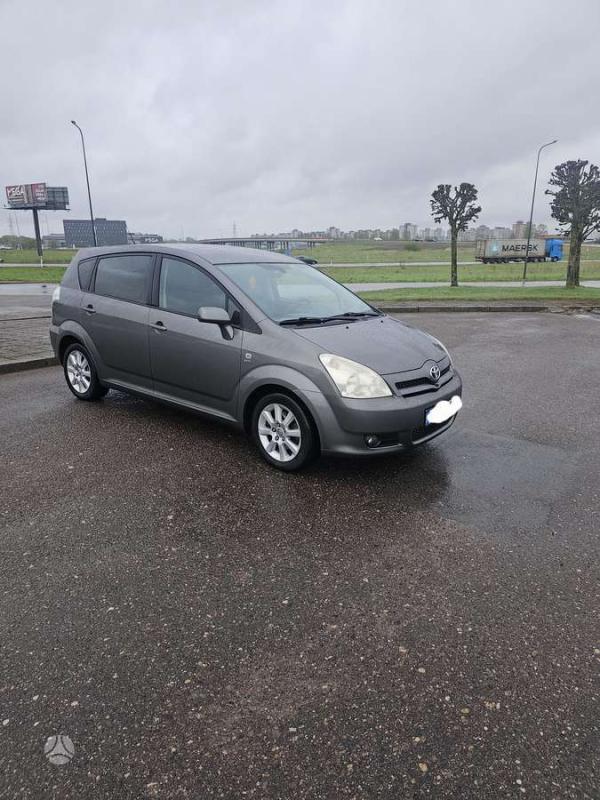 Тойота Королла Версо 2005 в Каунас на AUTOMOTO.COM.LV Серый Тойота Королла Версо 2005 в Каунас, объемом двигателя 1.79 л и пробегом 237 тыс. км за 2700 €, фото 3 на AUTOMOTO.COM.LV