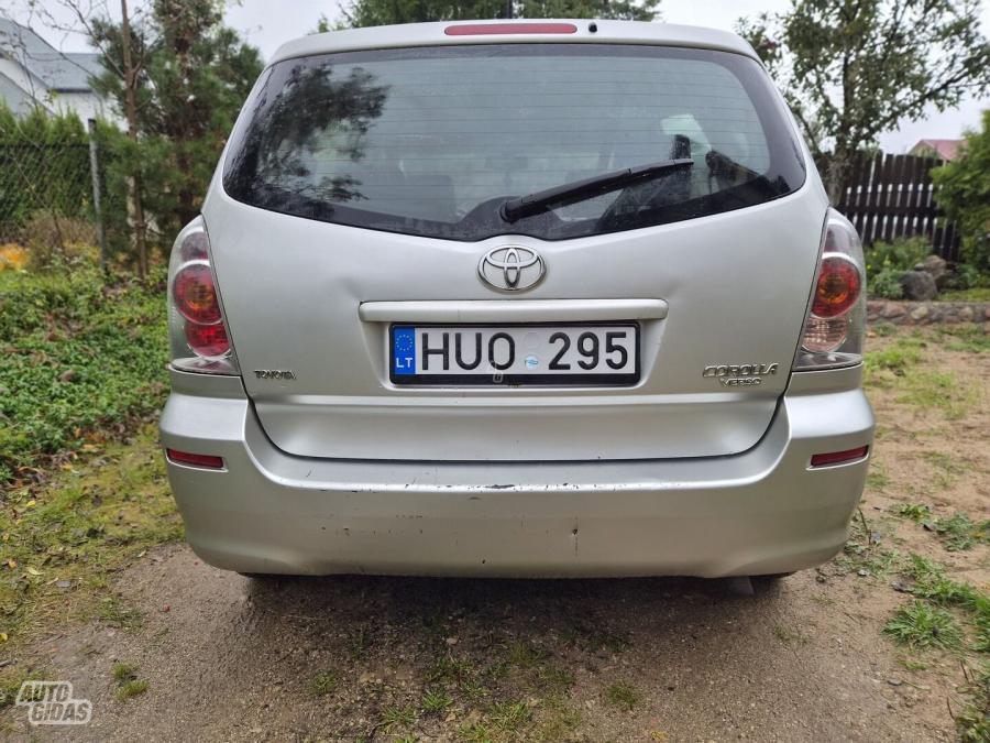 Pelēks Toyota Corolla Verso 2005 Viļņa, ar dzinēja tilpumu 2.00 L un nobraukumu 328 tūkst. km par 1300 €, foto 7 vietnē AUTOMOTO.COM.LV