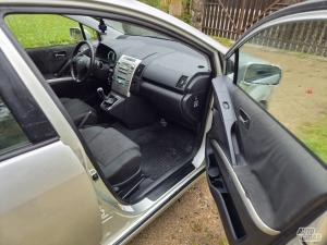 Pelēks Toyota Corolla Verso 2005 Viļņa, ar dzinēja tilpumu 2.00 L un nobraukumu 328 tūkst. km par 1300 €, foto 10 vietnē AUTOMOTO.COM.LV