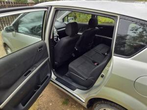 Pelēks Toyota Corolla Verso 2005 Viļņa, ar dzinēja tilpumu 2.00 L un nobraukumu 328 tūkst. km par 1300 €, foto 12 vietnē AUTOMOTO.COM.LV