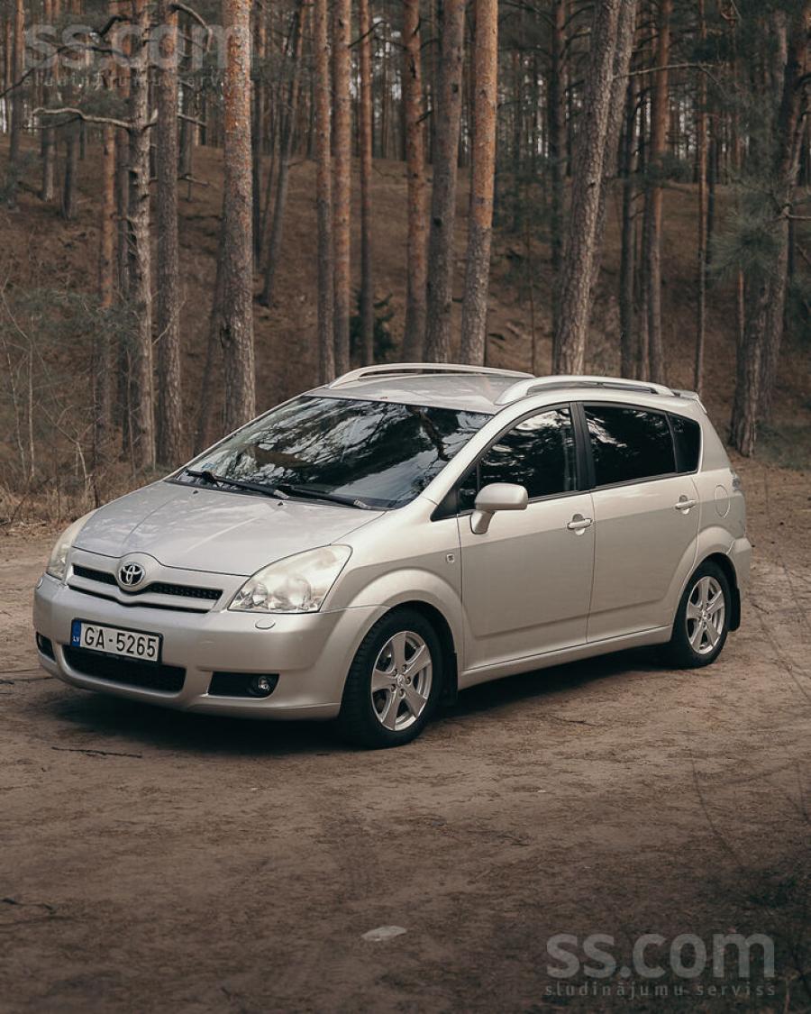 Pelēks Toyota Corolla Verso 2006 Rīga, ar dzinēja tilpumu 2.20 L un nobraukumu 422 tūkst. km par 2500 €, foto 8 vietnē AUTOMOTO.COM.LV