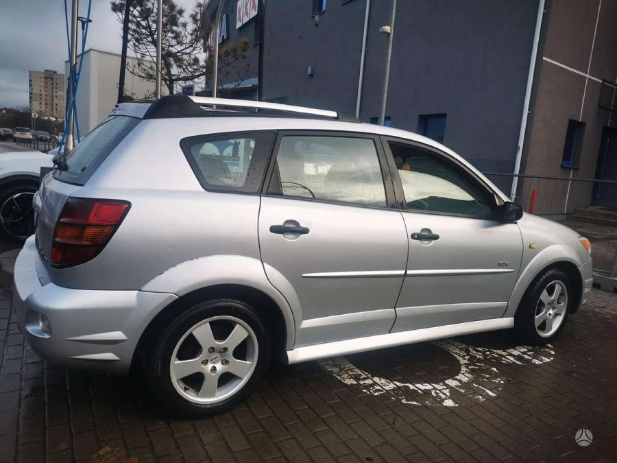 Grey Toyota Corolla Verso 2006 in Vilnius, with an engine capacity of 1.80 L and mileage of 105 thousand km for 2600 €, photo 13 on AUTOMOTO.COM.LV