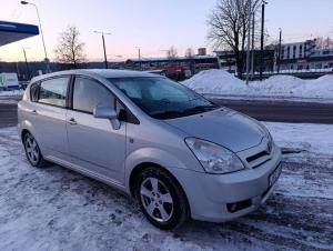 Grey Toyota Corolla Verso 2006 in Vilnius, with an engine capacity of 1.79 L and mileage of 224 thousand km for 2750 €, photo 2 on AUTOMOTO.COM.LV