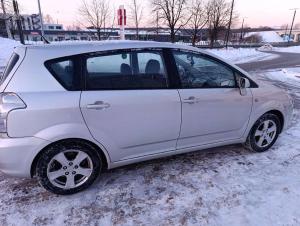Grey Toyota Corolla Verso 2006 in Vilnius, with an engine capacity of 1.79 L and mileage of 224 thousand km for 2750 €, photo 6 on AUTOMOTO.COM.LV