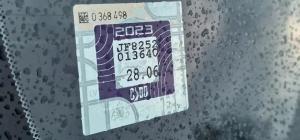 Grey Toyota Corolla Verso 2006 in Valmiera, with an engine capacity of 2.20 L and mileage of 316 thousand km for 2400 €, photo 15 on AUTOMOTO.COM.LV
