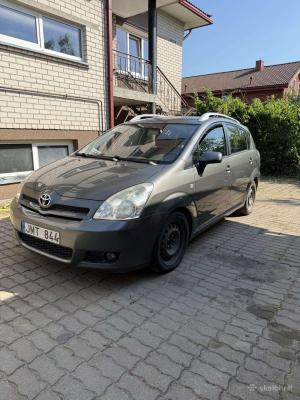 Pelēks Toyota Corolla Verso 2006 Ukmergė, ar dzinēja tilpumu 2.20 L un nobraukumu 353 tūkst. km par 1550 €, foto 5 vietnē AUTOMOTO.COM.LV