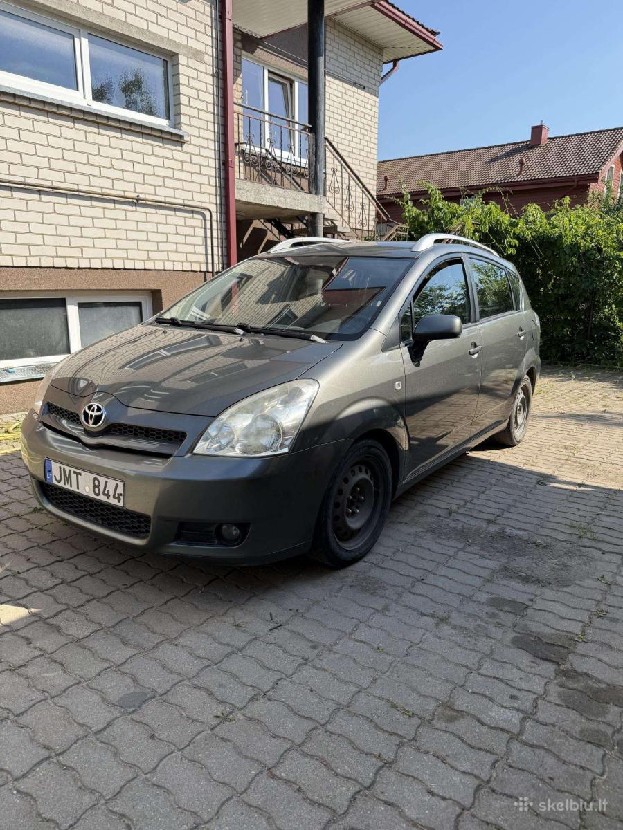 Pelēks Toyota Corolla Verso 2006 Ukmergė, ar dzinēja tilpumu 2.20 L un nobraukumu 353 tūkst. km par 1550 €, foto 5 vietnē AUTOMOTO.COM.LV