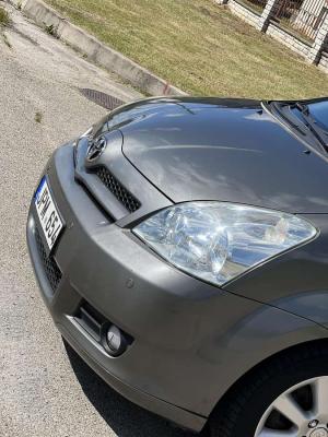 Pelēks Toyota Corolla Verso 2006 Radviliškis, ar dzinēja tilpumu 2.23 L un nobraukumu 376 tūkst. km par 2150 €, foto 10 vietnē AUTOMOTO.COM.LV