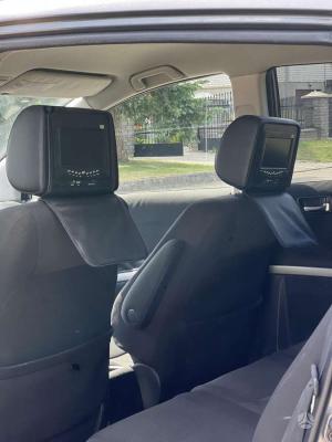 Pelēks Toyota Corolla Verso 2006 Radviliškis, ar dzinēja tilpumu 2.23 L un nobraukumu 376 tūkst. km par 2150 €, foto 21 vietnē AUTOMOTO.COM.LV