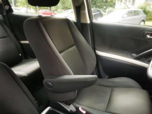 Pelēks Toyota Corolla Verso 2006 Viļņa, ar dzinēja tilpumu 1.80 L un nobraukumu 125 tūkst. km par 3550 €, foto 10 vietnē AUTOMOTO.COM.LV