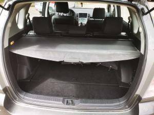 Pelēks Toyota Corolla Verso 2006 Viļņa, ar dzinēja tilpumu 1.80 L un nobraukumu 125 tūkst. km par 3550 €, foto 12 vietnē AUTOMOTO.COM.LV