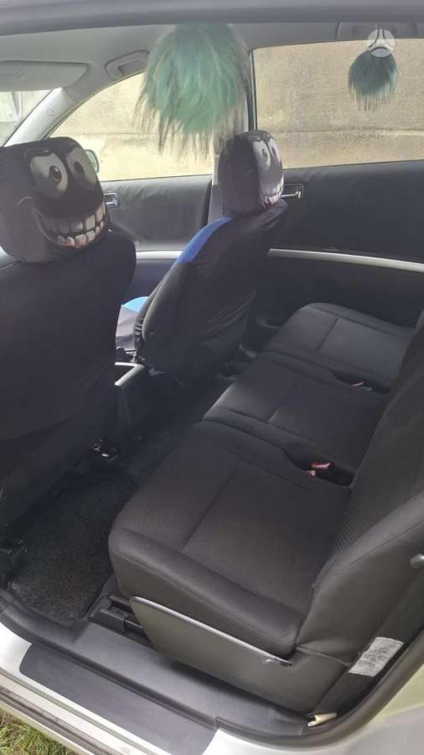Pelēks Toyota Corolla Verso 2006 Jonava, ar dzinēja tilpumu 2.23 L un nobraukumu 297 tūkst. km par 2000 €, foto 7 vietnē AUTOMOTO.COM.LV
