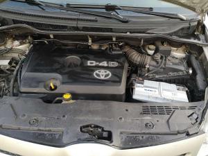 Pelēks Toyota Corolla Verso 2006 Joniškis, ar dzinēja tilpumu 2.23 L un nobraukumu 329 tūkst. km par 900 €, foto 4 vietnē AUTOMOTO.COM.LV