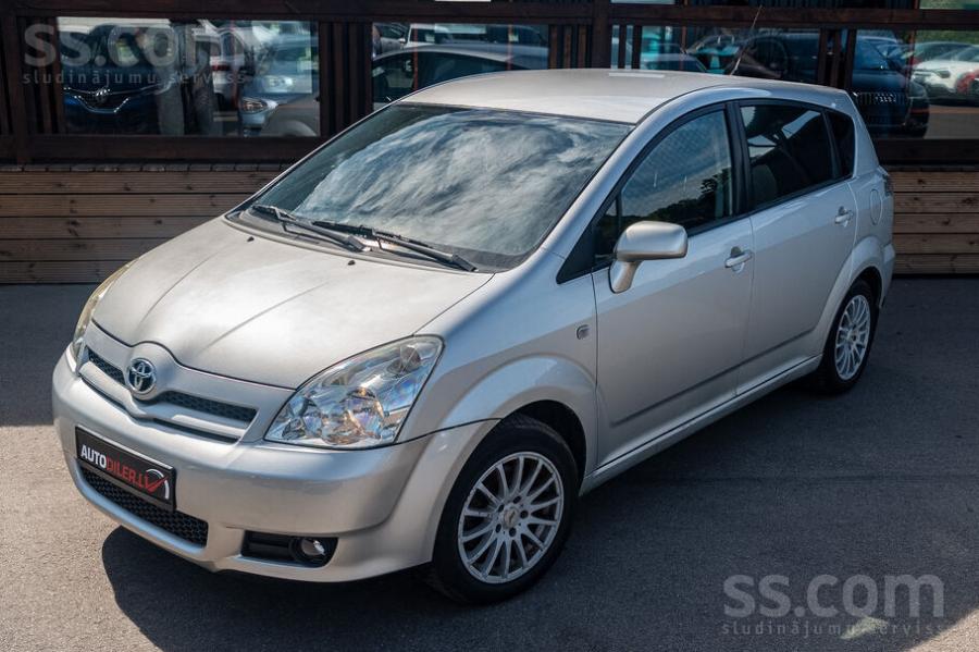 Grey Toyota Corolla Verso 2006 in Riga, with an engine capacity of 1.80 L and mileage of 0 thousand km for 2390 €, photo 7 on AUTOMOTO.COM.LV