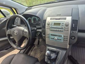 Pelēks Toyota Corolla Verso 2006 Klaipėda, ar dzinēja tilpumu 1.79 L un nobraukumu 295 tūkst. km par 1950 €, foto 10 vietnē AUTOMOTO.COM.LV