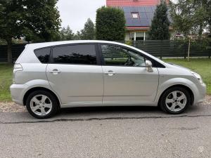 Pelēks Toyota Corolla Verso 2006 Viļņa, ar dzinēja tilpumu 2.23 L un nobraukumu 316 tūkst. km par 1850 €, foto 4 vietnē AUTOMOTO.COM.LV