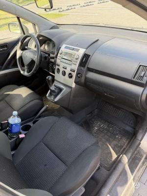 Pelēks Toyota Corolla Verso 2006 Kauņa, ar dzinēja tilpumu 2.00 L un nobraukumu 325 tūkst. km par 849 €, foto 12 vietnē AUTOMOTO.COM.LV