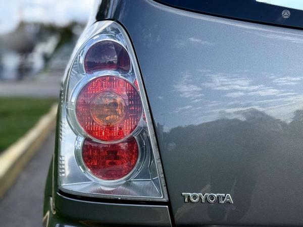 Тойота Королла Версо 2006 в Каунас на AUTOMOTO.COM.LV Серый Тойота Королла Версо 2006 в Каунас, объемом двигателя 2.23 л и пробегом 247 тыс. км за 2500 €, фото 9 на AUTOMOTO.COM.LV