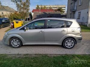 Grey Toyota Corolla Verso 2006 in Riga, with an engine capacity of 1.80 L and mileage of 340 thousand km for 2800 €, photo 3 on AUTOMOTO.COM.LV