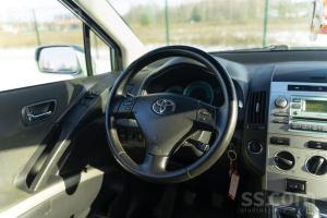 Pelēks Toyota Corolla Verso 2007 Rīga, ar dzinēja tilpumu 2.20 L un nobraukumu 274 tūkst. km par 4590 €, foto 13 vietnē AUTOMOTO.COM.LV