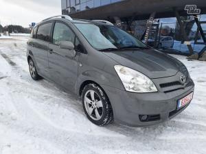 Grey Toyota Corolla Verso 2007 in Kaunas, with an engine capacity of 2.20 L and mileage of 282 thousand km for 2350 €, photo 7 on AUTOMOTO.COM.LV