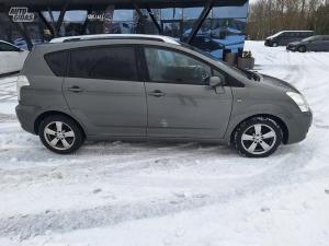 Grey Toyota Corolla Verso 2007 in Kaunas, with an engine capacity of 2.20 L and mileage of 282 thousand km for 2350 €, photo 8 on AUTOMOTO.COM.LV