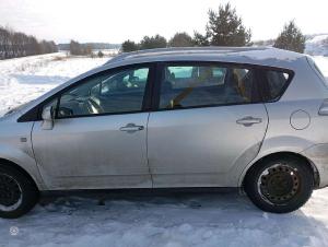 Pelēks Toyota Corolla Verso 2007 Šilutė, ar dzinēja tilpumu 1.60 L un nobraukumu 250 tūkst. km par 1300 €, foto 6 vietnē AUTOMOTO.COM.LV