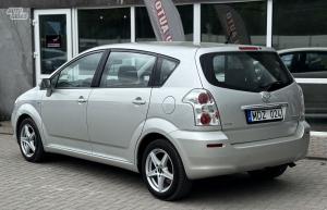 Grey Toyota Corolla Verso 2007 in Radviliskis, with an engine capacity of 2.20 L and mileage of 250 thousand km for 2450 €, photo 9 on AUTOMOTO.COM.LV