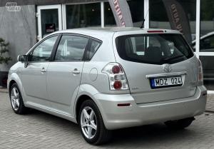 Grey Toyota Corolla Verso 2007 in Radviliskis, with an engine capacity of 2.20 L and mileage of 250 thousand km for 2450 €, photo 11 on AUTOMOTO.COM.LV