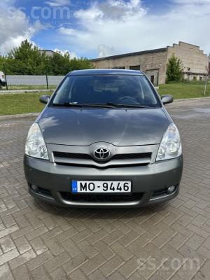 Pelēks Toyota Corolla Verso 2007 Rēzekne, ar dzinēja tilpumu 2.20 L un nobraukumu 320 tūkst. km par 1895 €, foto 7 vietnē AUTOMOTO.COM.LV