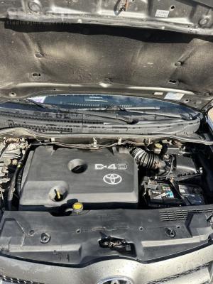 Pelēks Toyota Corolla Verso 2007 Rēzekne, ar dzinēja tilpumu 2.20 L un nobraukumu 320 tūkst. km par 1895 €, foto 11 vietnē AUTOMOTO.COM.LV