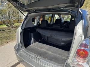 Pelēks Toyota Corolla Verso 2007 Rīga, ar dzinēja tilpumu 2.20 L un nobraukumu 357 tūkst. km par 2200 €, foto 7 vietnē AUTOMOTO.COM.LV