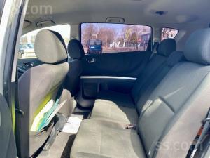 Pelēks Toyota Corolla Verso 2007 Cēsis, ar dzinēja tilpumu 2.20 L un nobraukumu 257 tūkst. km par 2100 €, foto 8 vietnē AUTOMOTO.COM.LV