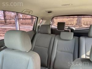 Pelēks Toyota Corolla Verso 2007 Cēsis, ar dzinēja tilpumu 2.20 L un nobraukumu 257 tūkst. km par 2100 €, foto 9 vietnē AUTOMOTO.COM.LV