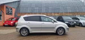 Grey Toyota Corolla Verso 2007 in Valmiera, with an engine capacity of 2.20 L and mileage of 271 thousand km for 2500 €, photo 3 on AUTOMOTO.COM.LV