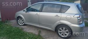 Grey Toyota Corolla Verso 2007 in Riga, with an engine capacity of 2.20 L and mileage of 357 thousand km for 1500 €, photo 3 on AUTOMOTO.COM.LV