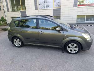 Grey Toyota Corolla Verso 2007 in Panevezys, with an engine capacity of 2.23 L and mileage of 375 thousand km for 2000 €, photo 12 on AUTOMOTO.COM.LV