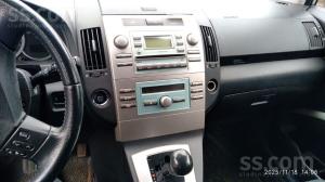 Pelēks Toyota Corolla Verso 2007 Krāslava, ar dzinēja tilpumu 1.80 L un nobraukumu 231 tūkst. km par 2400 €, foto 4 vietnē AUTOMOTO.COM.LV