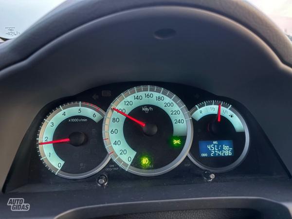 Pelēks Toyota Corolla Verso 2007 Viļņa, ar dzinēja tilpumu 2.20 L un nobraukumu 274 tūkst. km par 2750 €, foto 6 vietnē AUTOMOTO.COM.LV