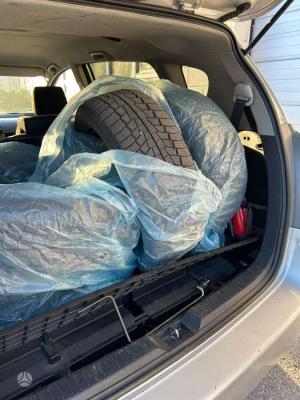 Pelēks Toyota Corolla Verso 2007 Šilutė, ar dzinēja tilpumu 2.20 L un nobraukumu 314 tūkst. km par 2200 €, foto  vietnē AUTOMOTO.COM.LV