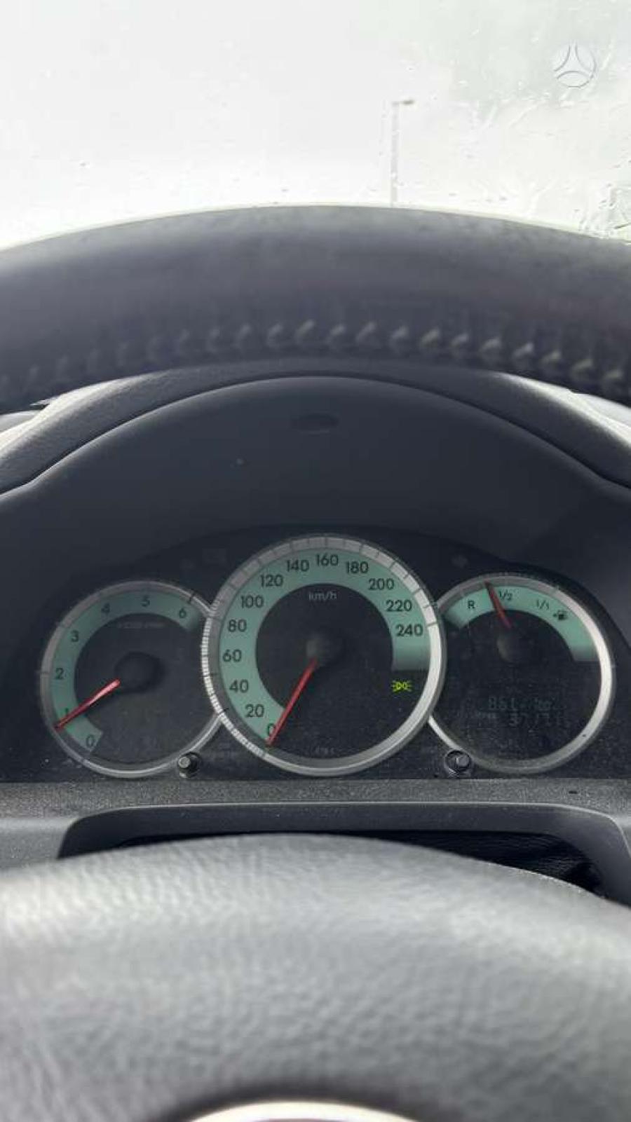 Pelēks Toyota Corolla Verso 2007 Viļņa, ar dzinēja tilpumu 0.00 L un nobraukumu 320 tūkst. km par 2200 €, foto 9 vietnē AUTOMOTO.COM.LV