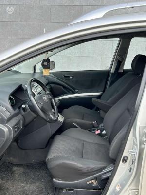Grey Toyota Corolla Verso 2007 in Vilnius, with an engine capacity of 1.80 L and mileage of 281 thousand km for 2200 €, photo 12 on AUTOMOTO.COM.LV