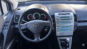 Grey Toyota Corolla Verso 2007 in Utena, with an engine capacity of 2.23 L and mileage of 152 thousand km for 3500 €, photo 13 on AUTOMOTO.COM.LV