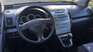 Grey Toyota Corolla Verso 2007 in Utena, with an engine capacity of 2.23 L and mileage of 152 thousand km for 3500 €, photo 14 on AUTOMOTO.COM.LV