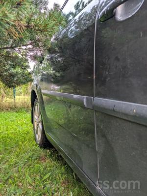 Pelēks Toyota Corolla Verso 2007 Ogre, ar dzinēja tilpumu 2.20 L un nobraukumu 303 tūkst. km par 1200 €, foto 10 vietnē AUTOMOTO.COM.LV
