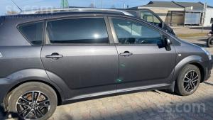 Grey Toyota Corolla Verso 2007 in Liepaja, with an engine capacity of 1.80 L and mileage of 170 thousand km for 3800 €, photo  on AUTOMOTO.COM.LV