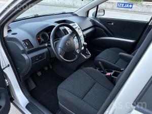 Pelēks Toyota Corolla Verso 2007 Rīga, ar dzinēja tilpumu 2.20 L un nobraukumu 408 tūkst. km par 1795 €, foto 8 vietnē AUTOMOTO.COM.LV